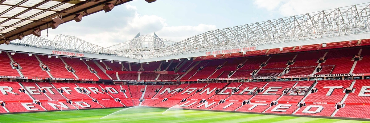 Tổng hợp 50+ hình nền sân Old Trafford sống động và ấn tượng